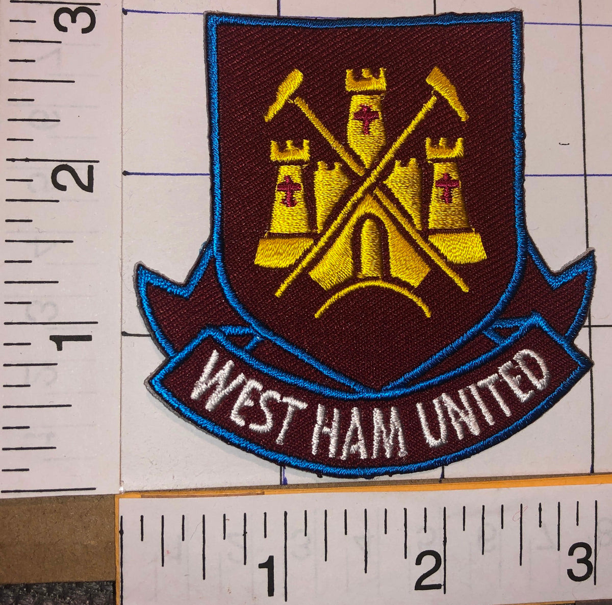 WEST HAM UNITED F.C. ENGLISH FOOTBALL CLUB PREMIER LEAGUE LONDON CREST ...